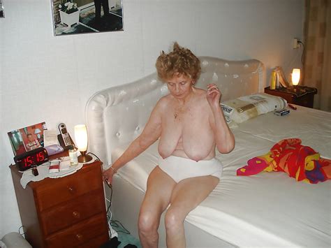 Belle Mamie 80 Ans Photos Porno Photos Xxx Images Sexe 748099 Pictoa