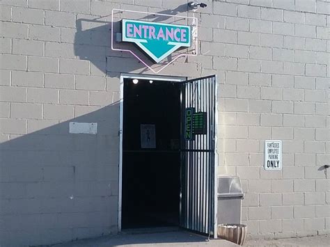 Gay Sex Club Forced To Close After Allegedly Violating Michigan S Lockdown Orders Metro Weekly
