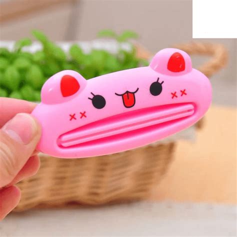 Cartoon Modeling Auto Toothpaste Squeezer 6 Holders And 2 Squeezers