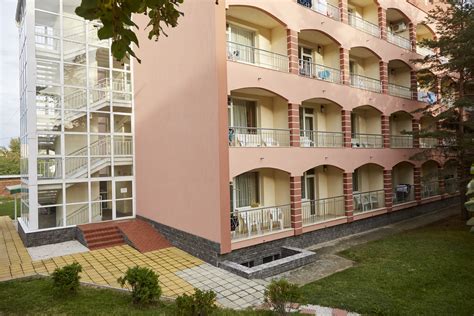 БАЛНЕОЛЕЧЕНИЕ 10 дни в БХ ГЕРГАНА гр Хисаря Профилактика рехабилитация и отдих ЕАД