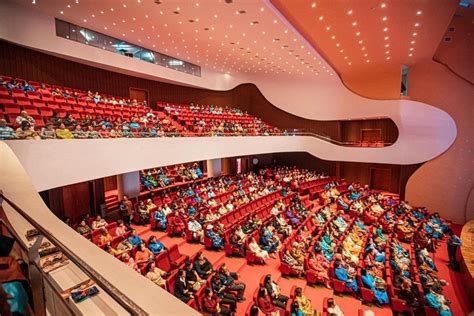 Чинбатын НОМИН Монголын хосгүй говьд дэлхийн жишигт