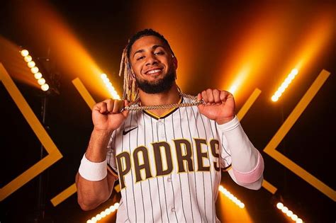 Fernando Tatis Jr Wiki Net Worth Girlfriend Wife Height