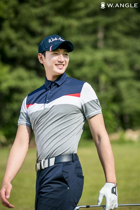 Orange L Wangle 19ss 와이드앵글 골프웨어 모델 골프 여름