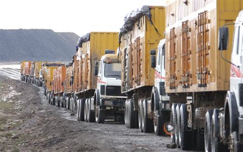 Нүүрс тээвэрлэлт төлбөртэй холбоотой хэрэгт хахууль авсан албан