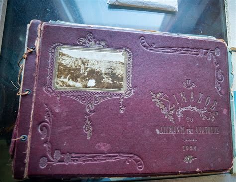 100 Objects The Lausanne Project