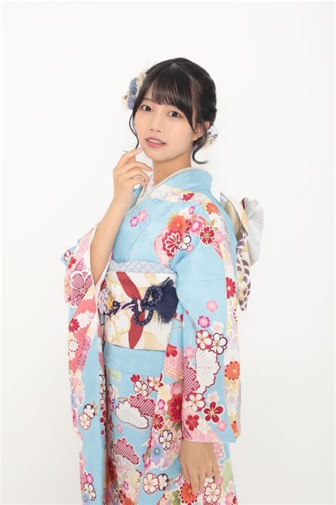 画像夏目綾ideal pecoideal pecoグループ初となる振袖グッズ発売