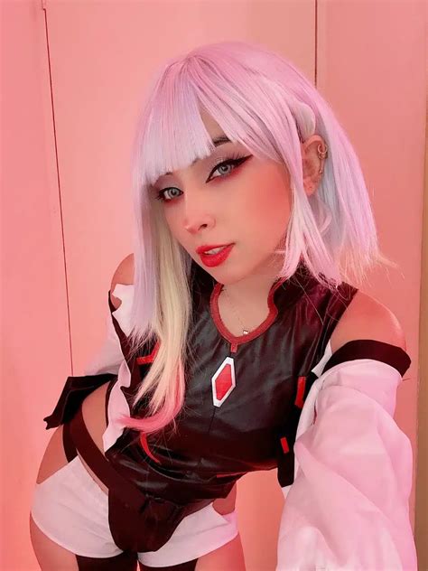 Lucy From Cyberpunk Edgerunners Is Brought To Life In Amazing Cosplay