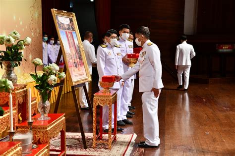 พิธีรับพระราชทานเครื่องราชอิสริยาภรณ์ชั้นสายสะพาย ประจำปี ๒๕๖๓ สำนักเลขาธิการคณะรัฐมนตรี