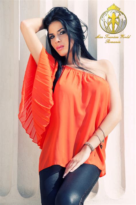 Cristina Roventa reprezintă România la Miss Tourism World 2012 ...