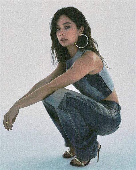 Anna Castillo S Feet