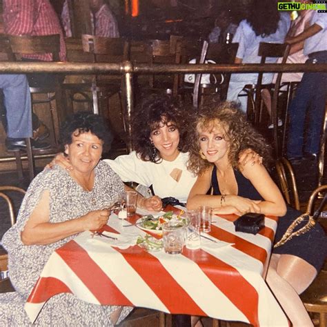 Olivia Collins Wiki Biography Age Gallery Spouse And More