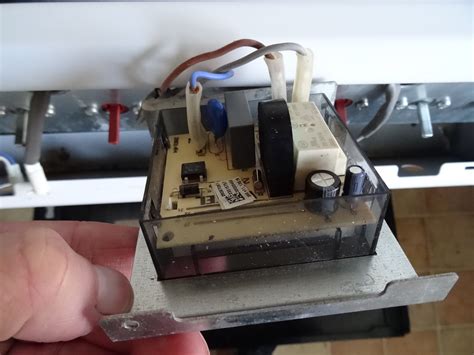 Electric Cooker Oven Troubleshooting And Repair Cooker Oven Timers PCB LCD Removal