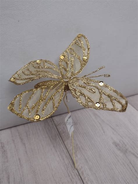 Пеперуда за декорация в златно и гроздове Аксесоари Плевен Онлайн