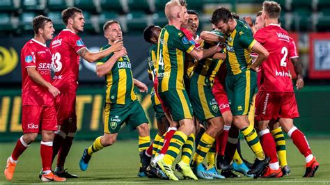 Heracles Boekt Bij Groningen Eerste Zege Ado Wint Van Tiental Vvv
