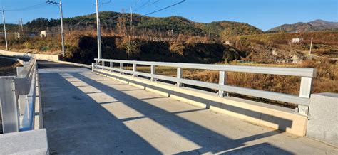 청하 청계리 소교량 개체공사 교량난간 시공사례 주데크