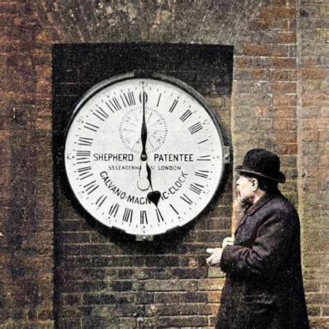 Easily Coordinate Universal Time 24 Hour Analog Clock