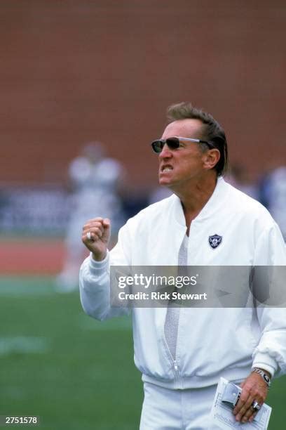 Al Davis Raiders Photos And Premium High Res Pictures Getty Images