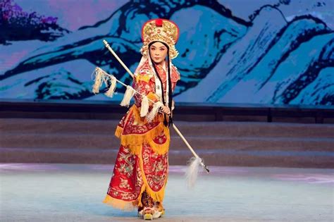 花木兰戏曲唱段豫剧花木兰全场常香玉穆桂英戏曲大山谷图库