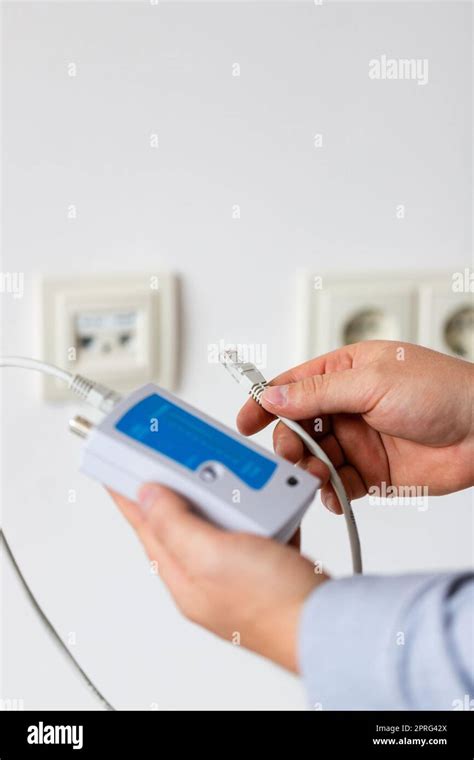 Testing Structured Cabling Using Qualified Cable Performance Tester Stock Photo Alamy