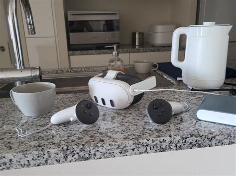 mmh let s see if this is how my mixed reality dev journey starts ☕ meta quest 3 r oculus