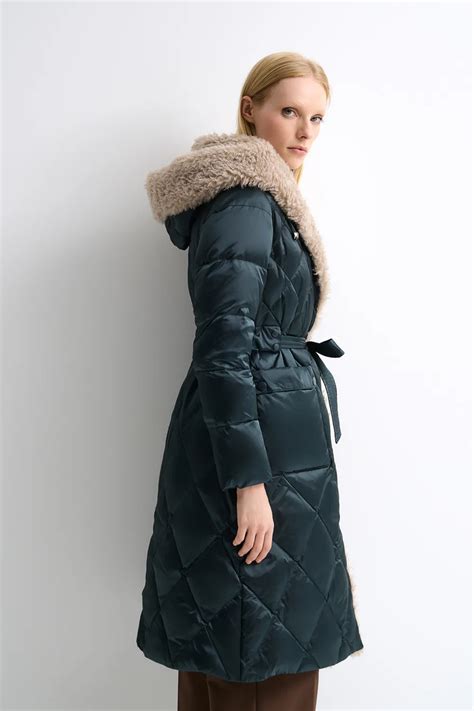Пуховое пальто с капюшоном Снежная королева collection 724447003 цены в ...