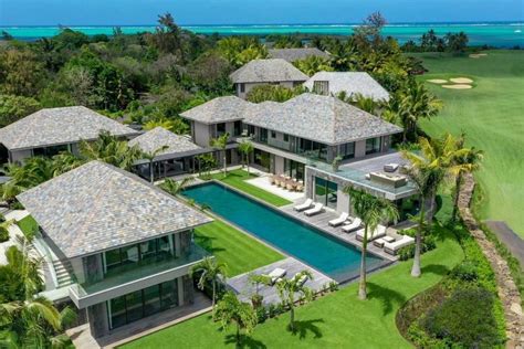 Top 10 Tropical Islands For Business Nomads With Some Of The Best