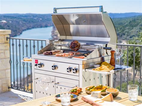 Upgrade Your Outdoor Cooking With Natural Gas And Propane Grills