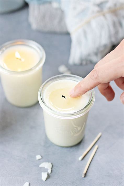 Have A Massage At Your Fingertips With Diy Massage Candles Kavanozda