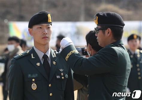 [뉴스1 Pick] 우리는 대체불가 특전사…특전부사관 54기 111명 임관
