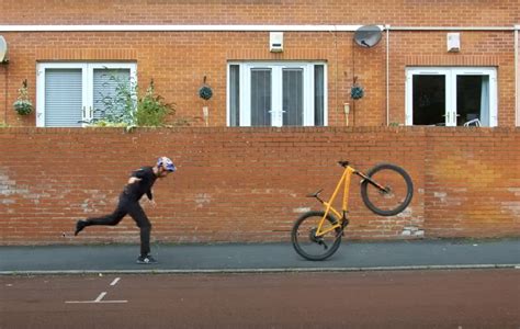 Watch Kriss Kyle Rip Up The Tiny Island Mtb Paradise Of Madeira Gearjunkie