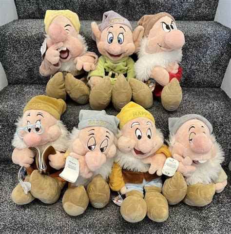Disney Store Snow White And The Seven Dwarfs Dwarves Plush Soft Toys