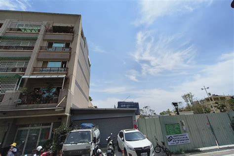 Udn 高屏離島地方新聞在 股市爆料： 民宅旁蓋儲能站再添一樁！高雄鳳山文華里民要求停工 股市爆料同學會