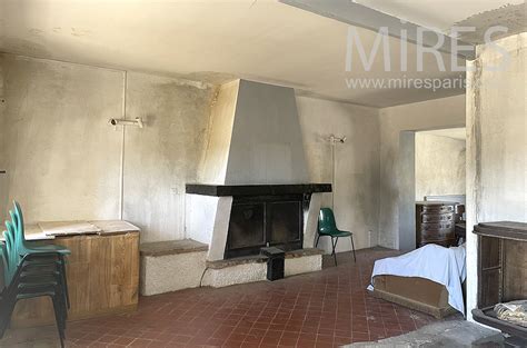 C2041 Salon Vide Mires Paris