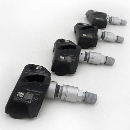 TPMS Sensors Range Rover Sport HSE Full Size Set Of OEM Replica Wheels