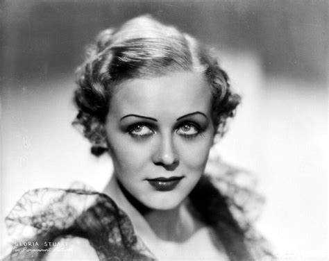 Old Rose On Titanic 45 Glamorous Photos Of Gloria Stuart In The