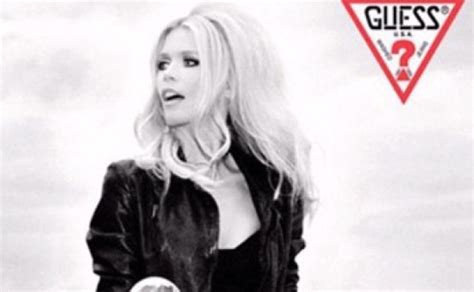 Клаудиа Шиффер жил ирэх тусам улам тачаангуй болоод байна уу