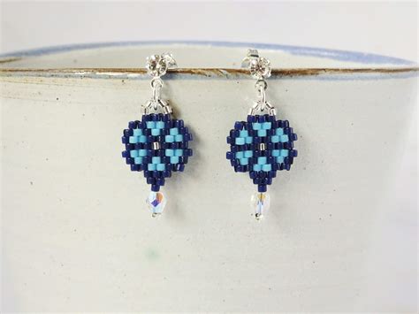 Brick Stitch Flower Earrings Tutorial The Artisan Duck