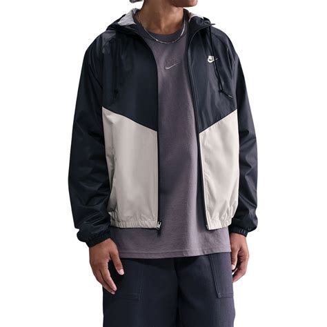 M Nk Wr Lnd Jkt 26