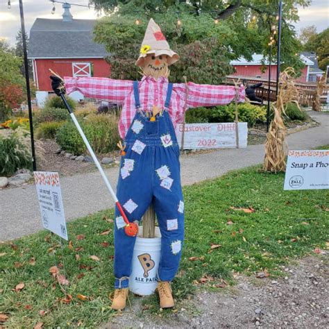 Scarecrow Contest Winners Gallery