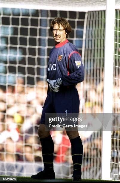 113 David Seaman 1998 Photos And High Res Pictures Getty Images