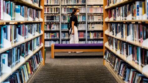 大学假学历风波：拆解中国学生天价“保录”背后的香港高校收生漏洞 Bbc News 中文