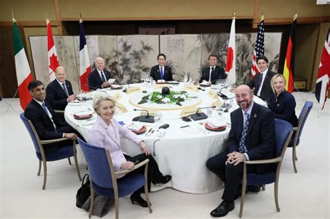 G7広島サミット 回想展25日に開幕 円卓や芳名録など60点 広島国際会議場 中国新聞ヒロシマ平和メディアセンター