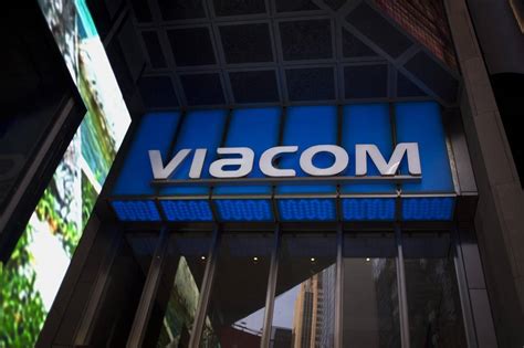 How To Play The Viacom Cbs Sibling Rivalry Wsj