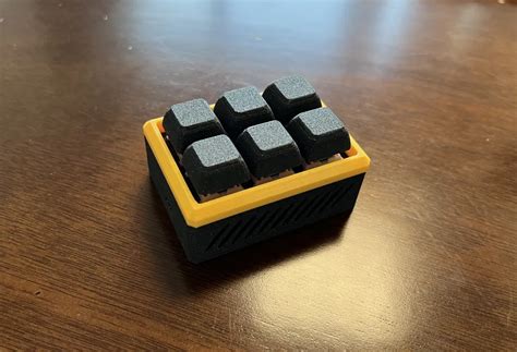 6 Button Esp32 Iot Macro Pad By Drbobierno Makerworld