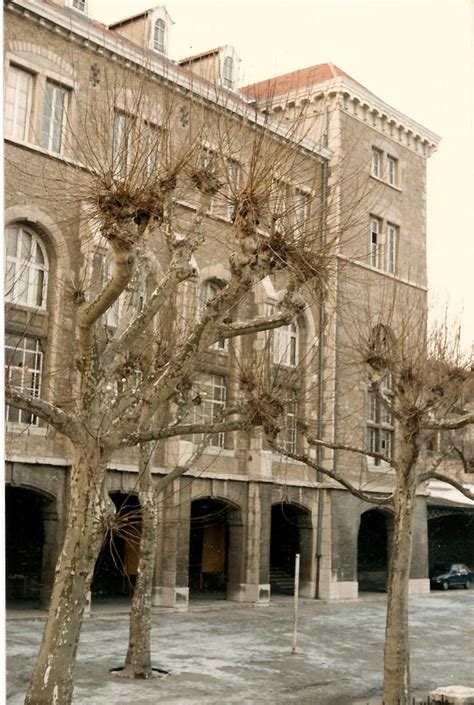 Photo De Classe Seconde T2 De 1970 Lycée Aux Lazaristes Copains Davant