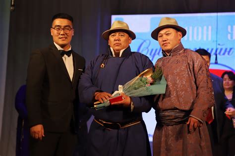 Өнөөдөр олон улсын сувилагчдын өдөр тохиож байна