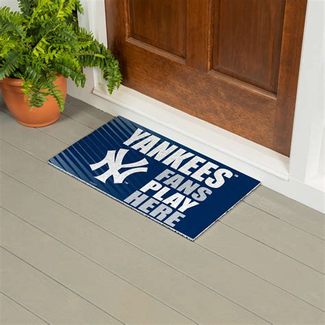 New York Yankees Fan Mat 28x16 Team Sports America