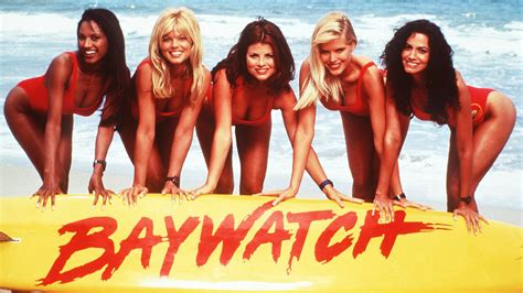 Baywatch Stars Nicole Eggert And Carmen Electra Talk New Docuseries