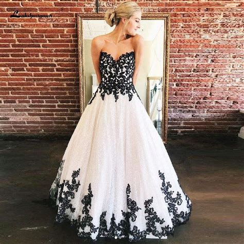 Black And White Wedding Dress Plus Size