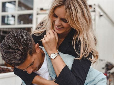 6 Signs Of A Committed Relationship